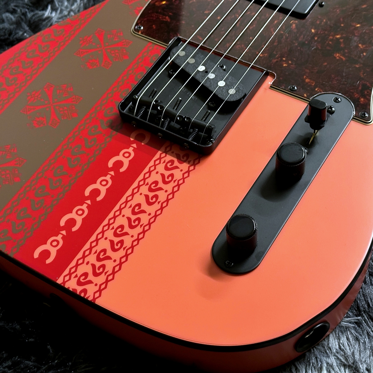 Fender Monster Hunter Rathalos Telecaster Rathalos Red #409【WINTER ...