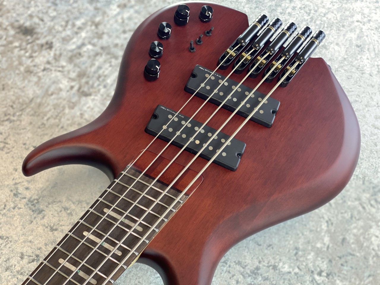 Sire M6 5st Headless - Mahogany Satin - 【3.57kg】（新品）【楽器検索デジマート】