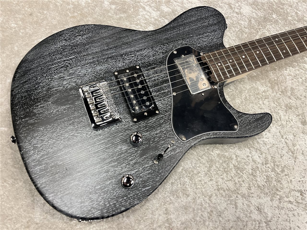 GrassRoots G-THROBBER-DX【See Thru Black Satin in White】（新品/送料無料）【楽器検索デジマート】
