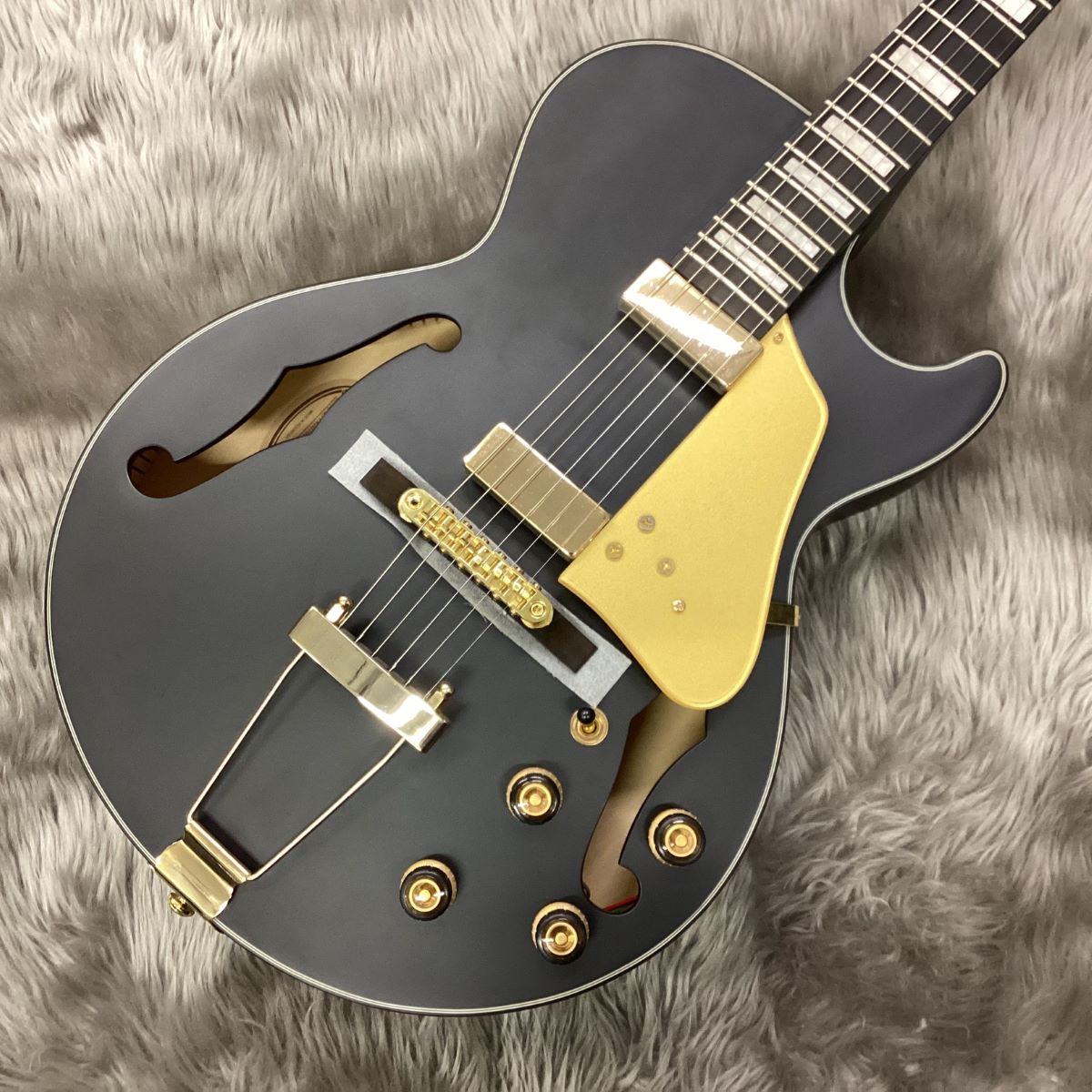 Ibanez AG85-BKF（B級特価/送料無料）【楽器検索デジマート】