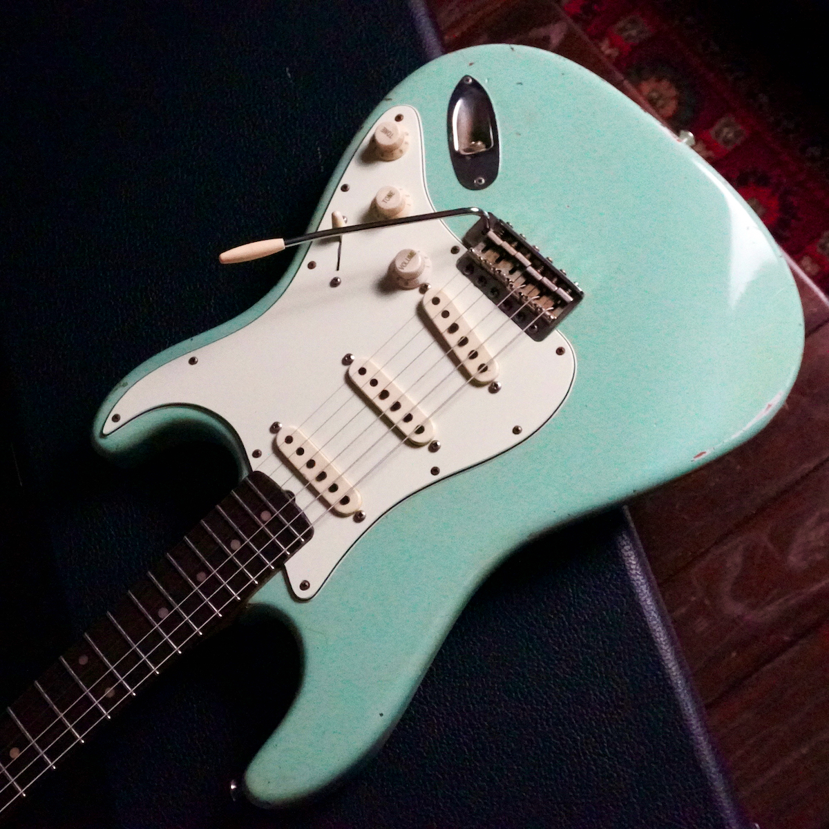 DANOCASTER Freakin' Double Cut Daphne Blue 2009（中古）【楽器検索デジマート】