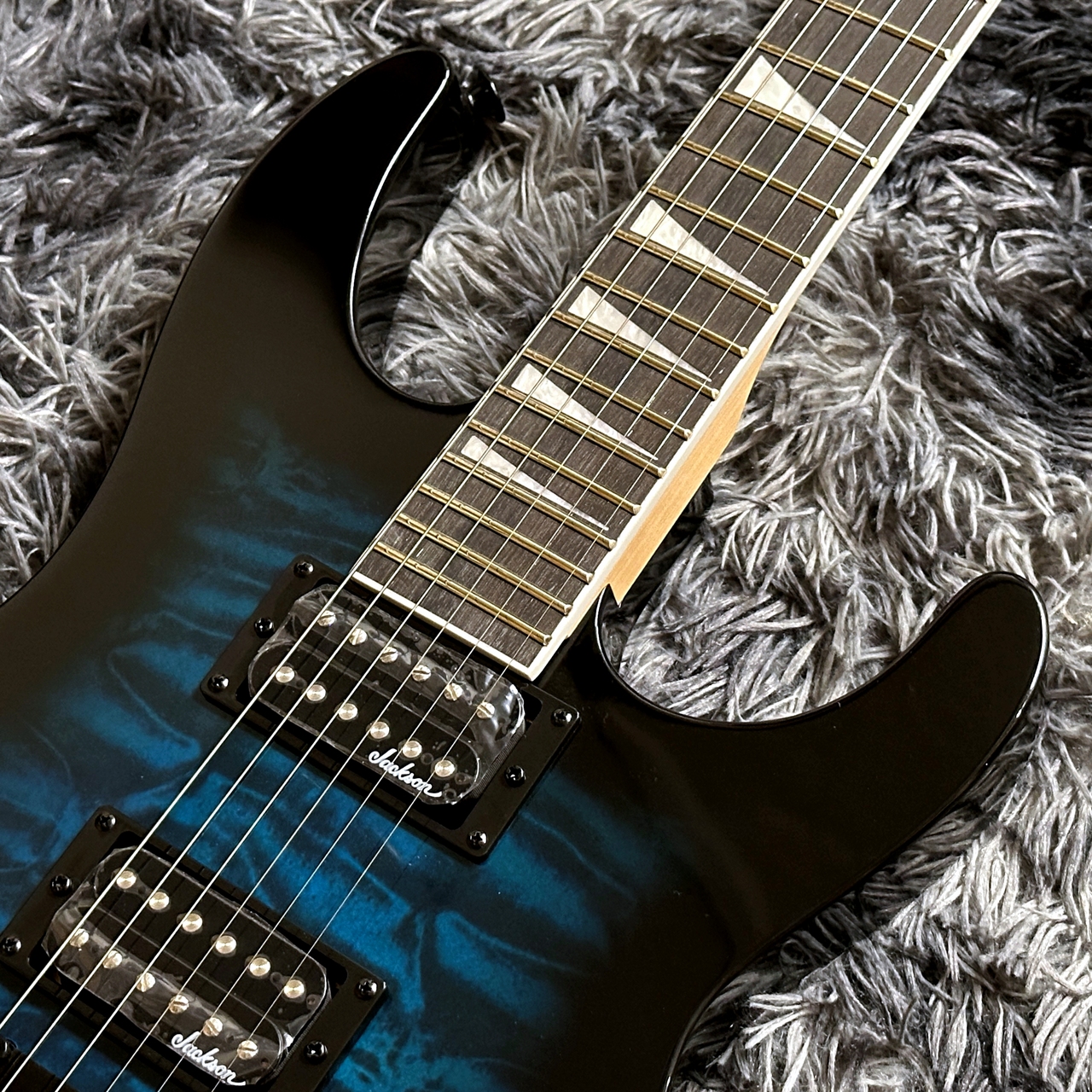 Jackson JS Series Dinky JS20 DKQ 2PT Transparent Blue Burst【WINTER ...