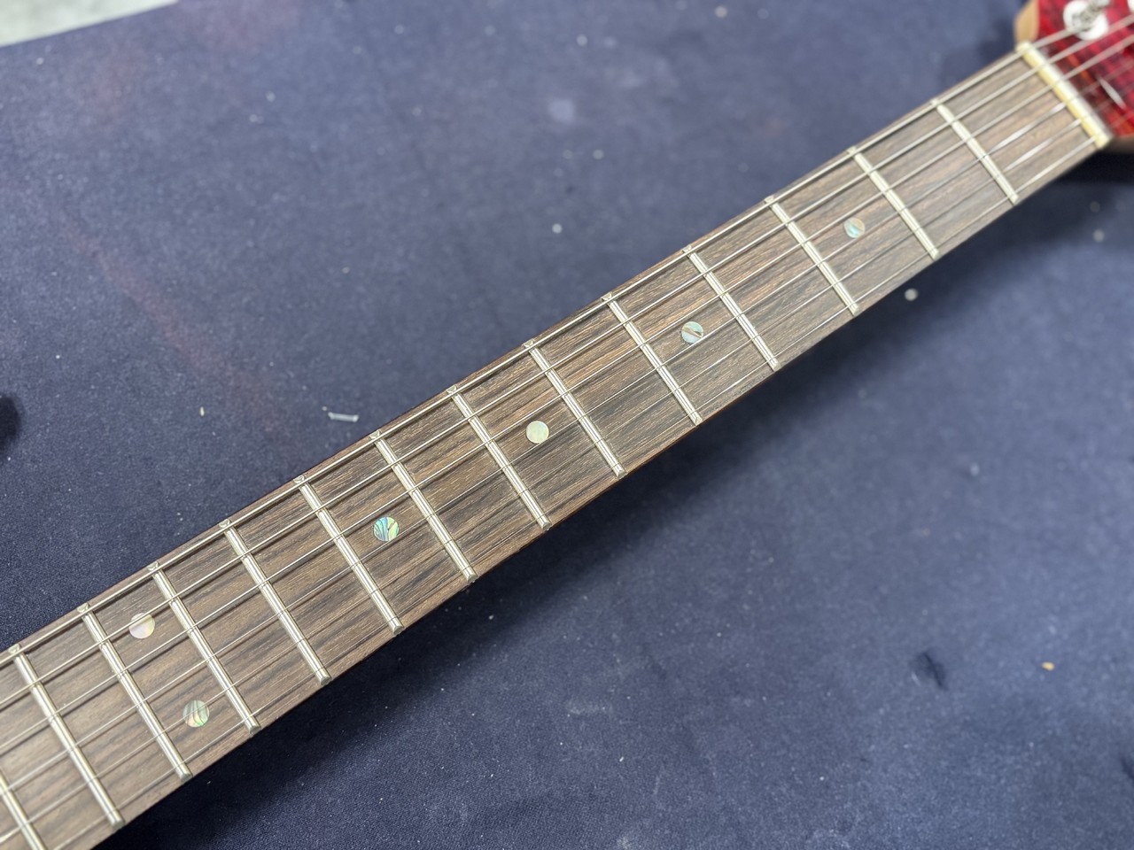 Aria Pro II 【即発送・アウトレット特価】714-AE200 SR/1点限り/塗装ムラあり（新品/送料無料）【楽器検索デジマート】