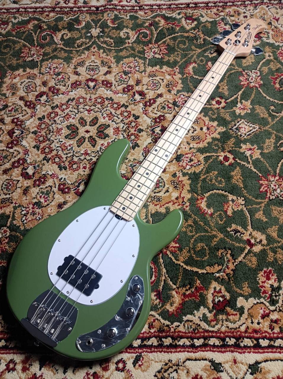 Sterling by MUSIC MAN RAY4 Olive Gloss【現物写真】（新品/送料無料）【楽器検索デジマート】
