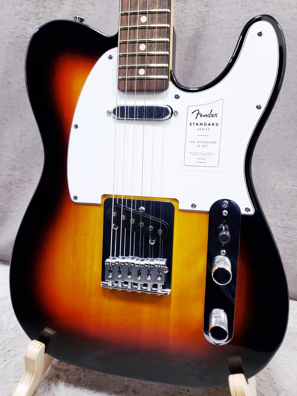 Fender Fender Standard Telecaster Indian Laurel Fingerboard 3-Color ...