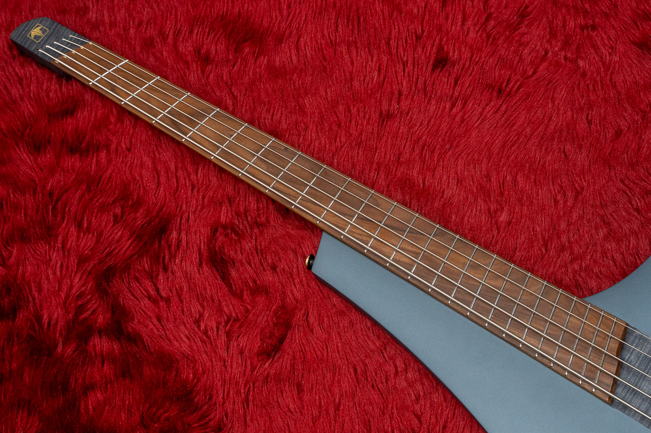 meta guitars Veil B5 Longscale Ocean Blue Xtra Mat #019-2023-VB5L 3 ...