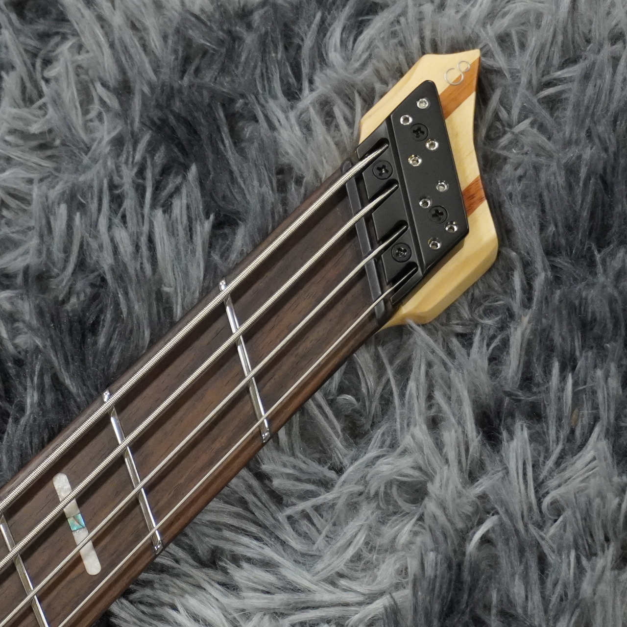 Sire Marcus Miller M6 4-String Headless Black【2025 NEWモデル!】【マーカスミラー監修 ...