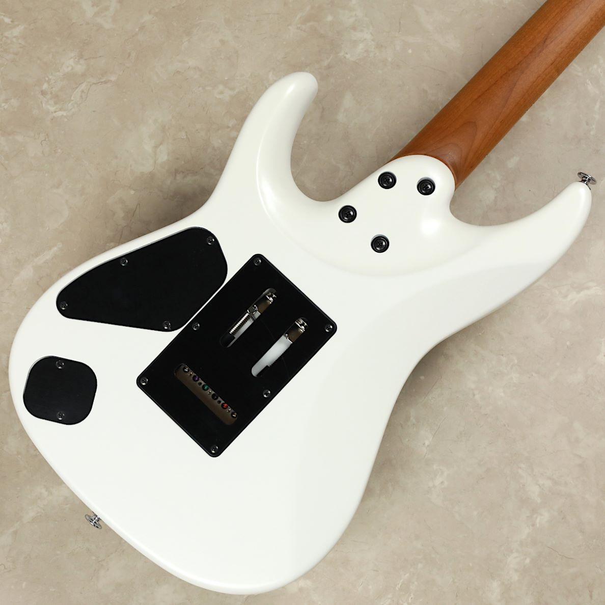 Ibanez Prestige AZ2402 【Pearl White Flat】（新品/送料無料）【楽器検索デジマート】