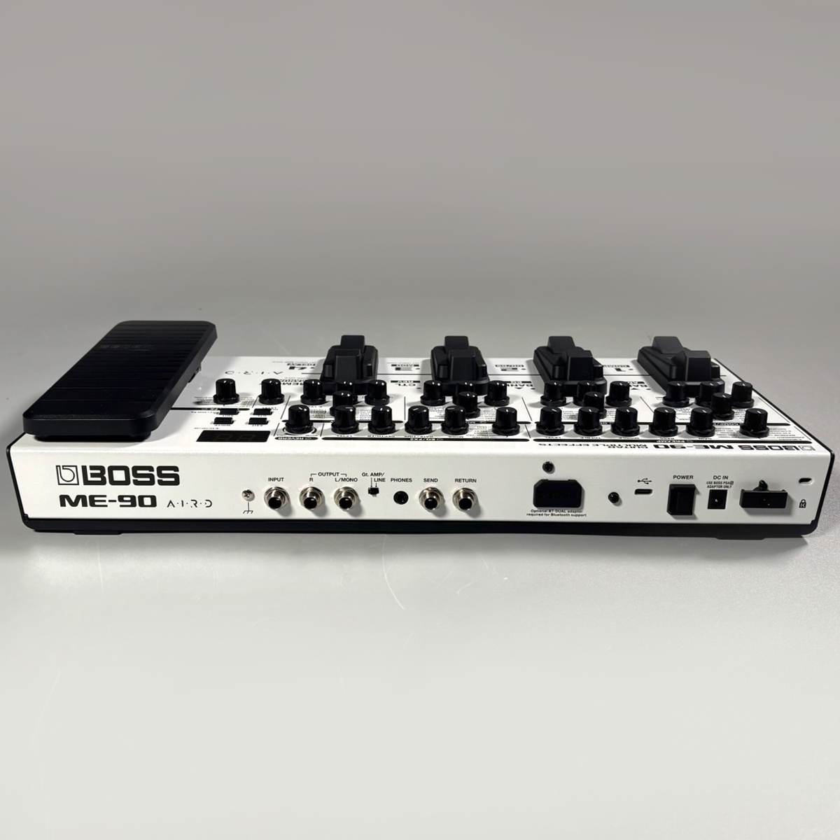 BOSS ME-90-WH マルチエフェクター エレキギター用 【数量限定カラー】ME90（B級特価/送料無料）【楽器検索デジマート】