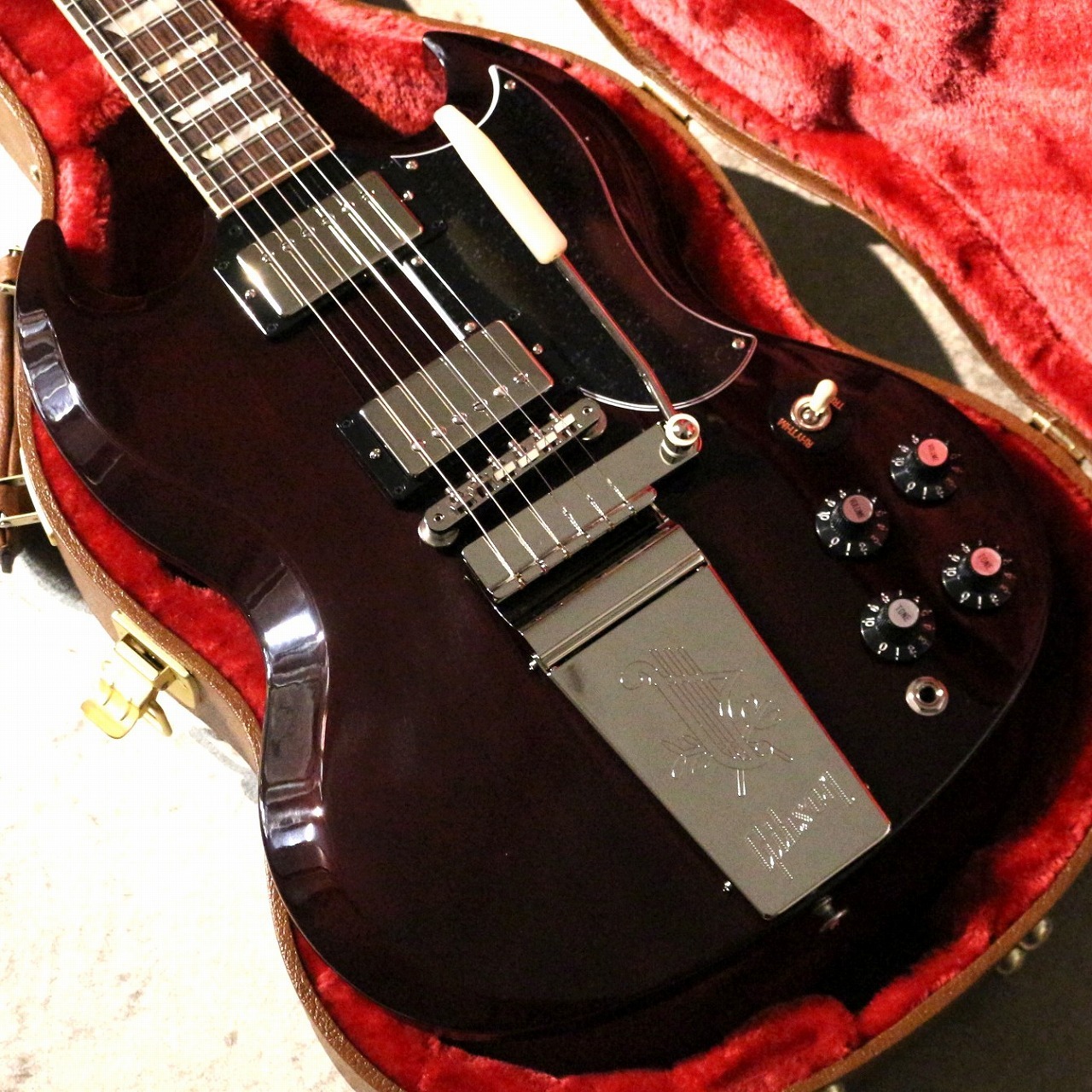 Gibson Exclusive SG Standard '61 Maestro Vibrola w/ T-Type Gibson Exclusive SG Standard '61 Maestro Vibrola w/ T-Type