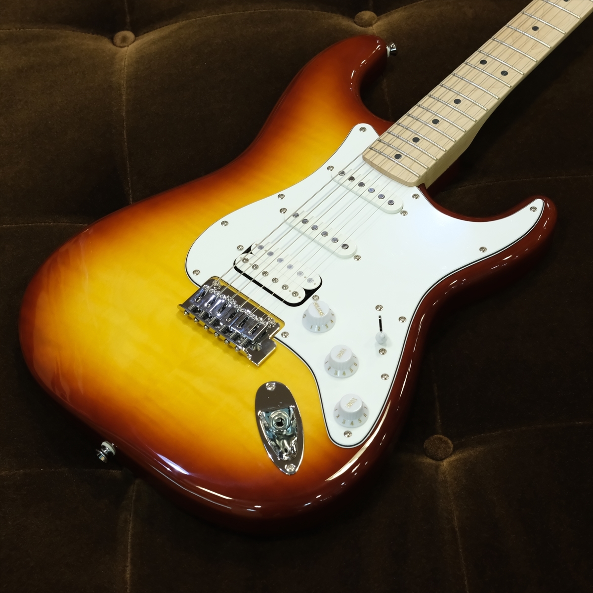 Squier by Fender Affinity Series Stratocaster FMT HSS / Sienna Sunburst ...