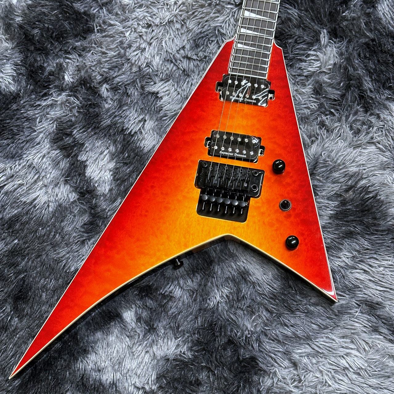Jackson Pro Plus Series Rhoads RR24PS Firestorm / Ebony【アウトレット特価】【生産完了 ...
