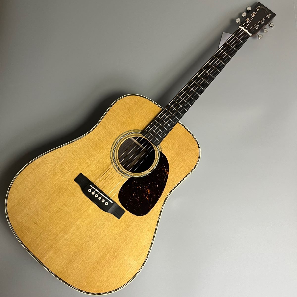 Martin HD-28 Standard【値上がり前売価・現物写真】（新品特価/送料無料）【楽器検索デジマート】