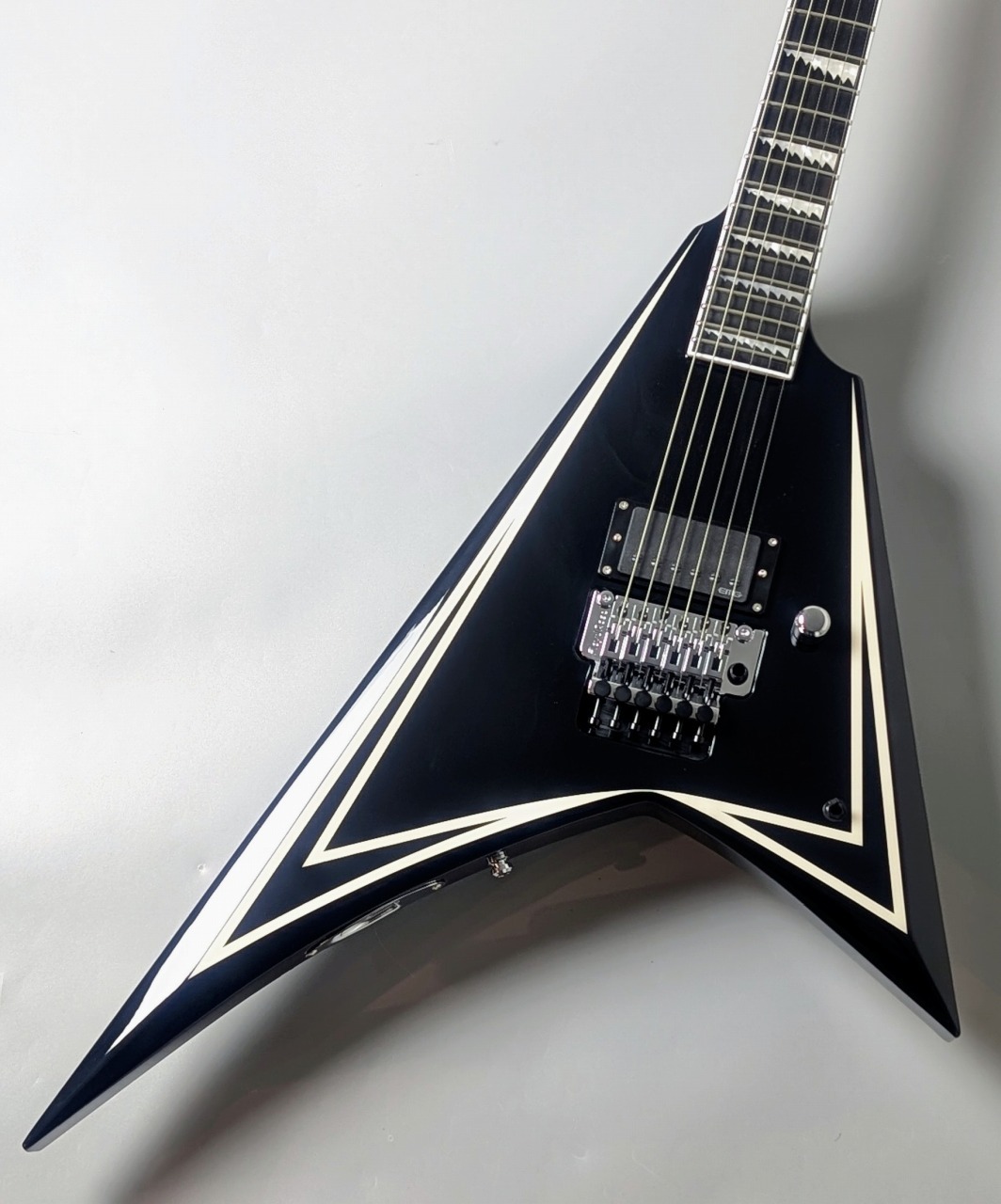 EDWARDS E-ALEXI SAWTOOTH -Black with White Pin Stripe- 【3.46kg】（新品）【楽器 ...