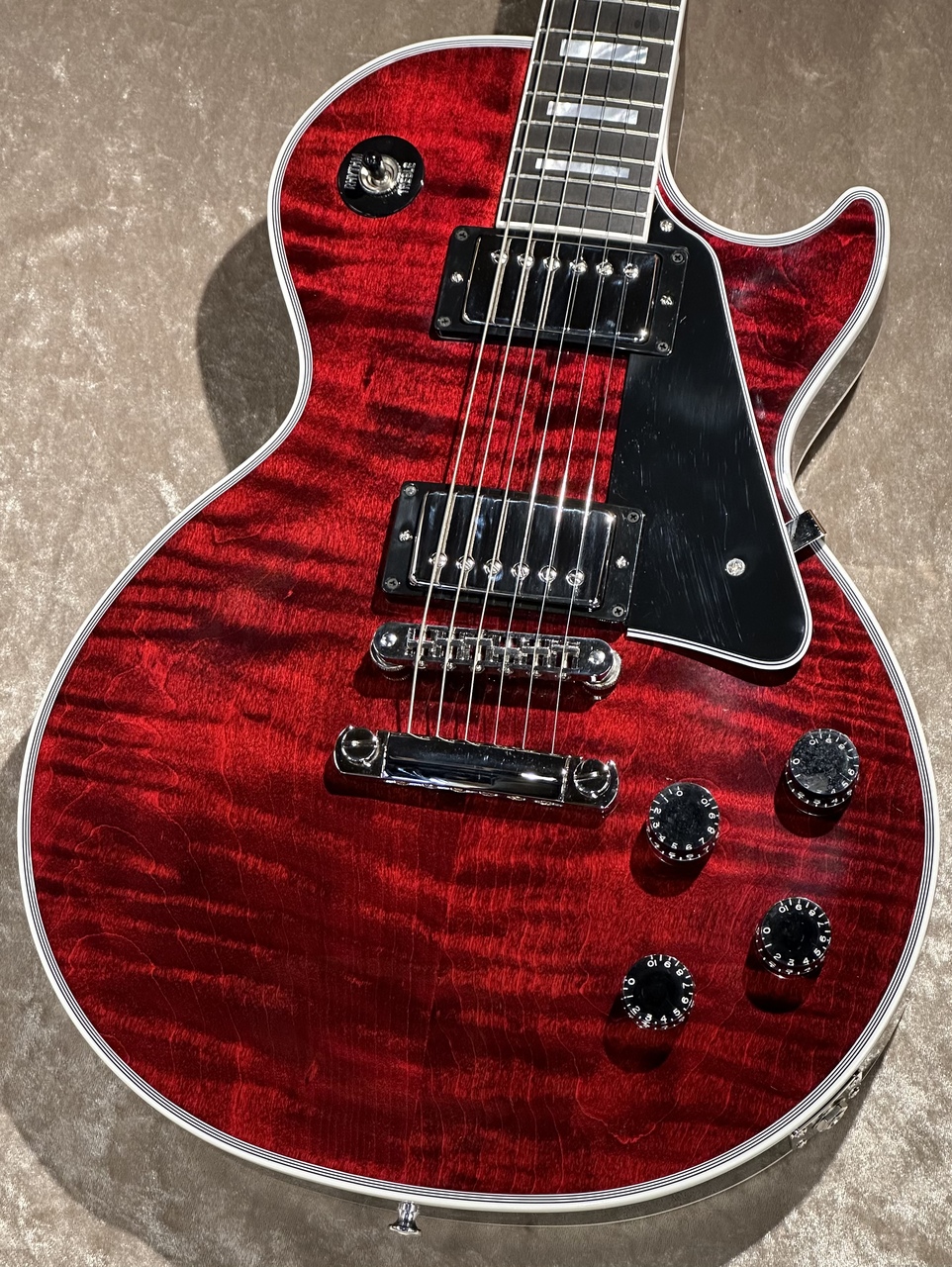 Gibson Custom Shop Les Paul Custom Figured w/Ebony Fingerboard Gloss Red Tiger s/n CS500611【4 ...