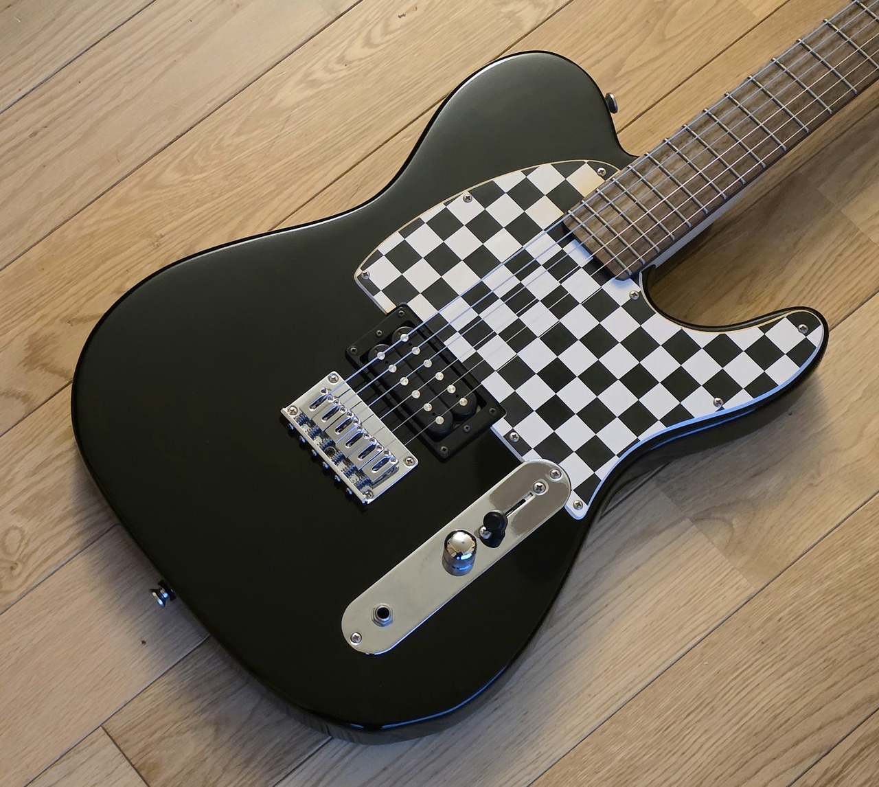 Squier by Fender Avril Lavigne Telecaster （中古）【楽器検索デジマート】