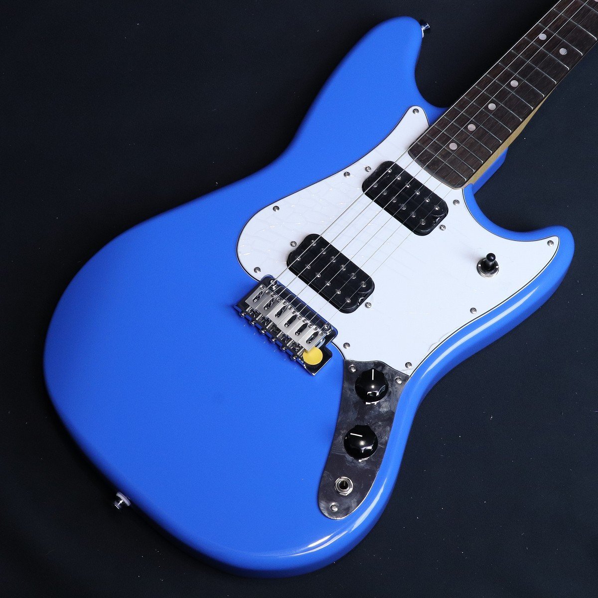 Fender Chilli Beans. Lily Cyclone Rosewood Fingerboard Lily Blue [限定モデル ...