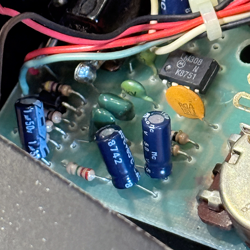 Pro Co 1987 RAT Black Face Motorola LM308N（ビンテージ）【楽器検索デジマート】