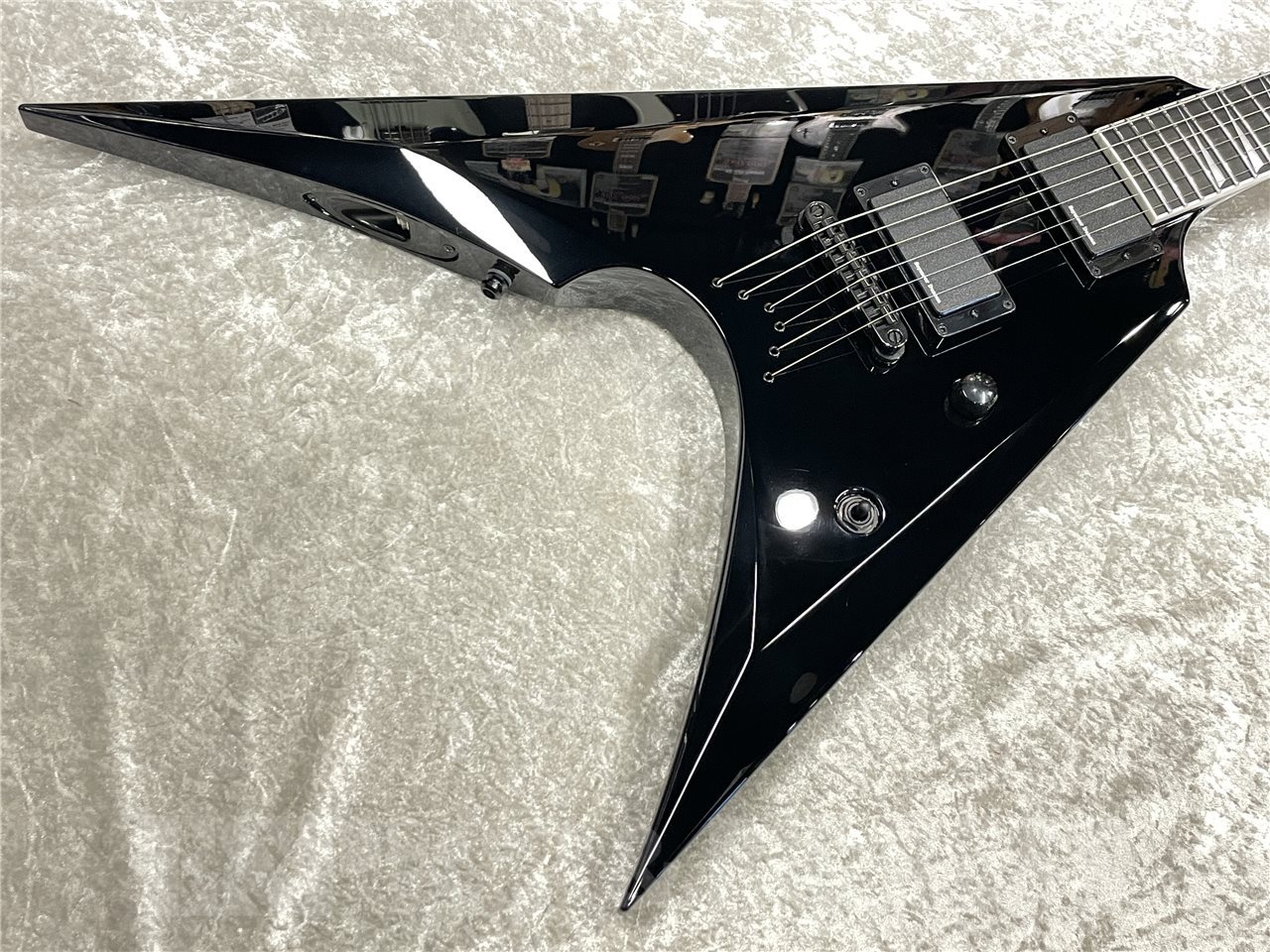 ESP ESP-ARROW NT【Black】（新品/送料無料）【楽器検索デジマート】