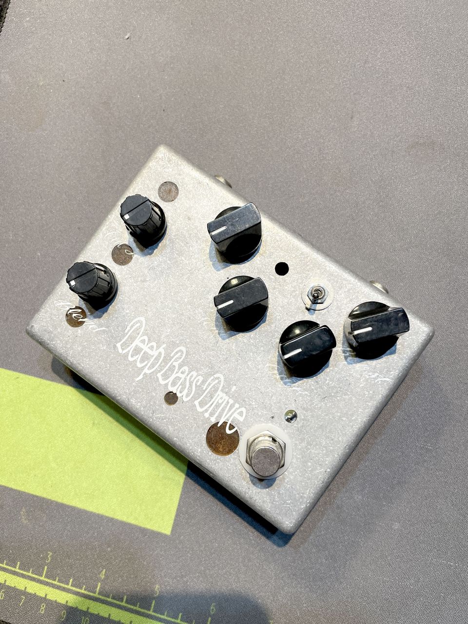 Snow Instruments Deep Bass Drive（新品）【楽器検索デジマート】