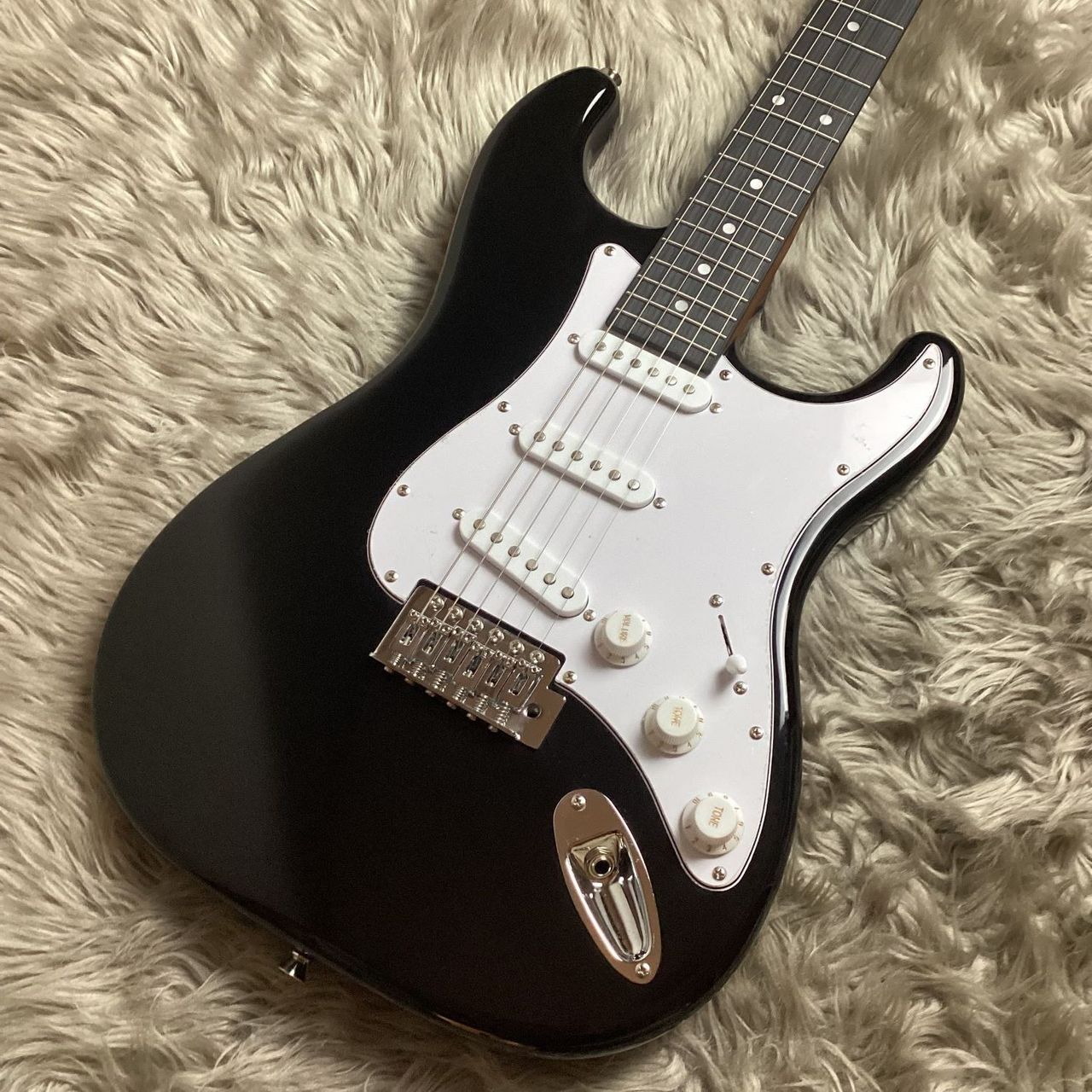 BUSKER'S BST-Standard BLK ストラトキャスタータイプ（新品/送料無料）【楽器検索デジマート】