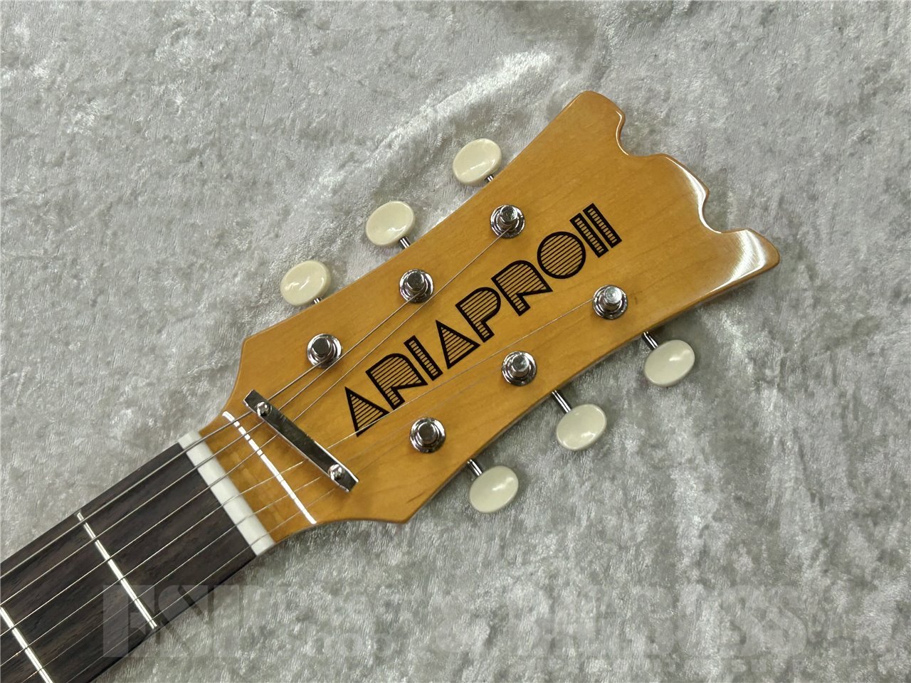 Aria Pro II DM-206 (Vintage White)（新品/送料無料）【楽器検索デジマート】