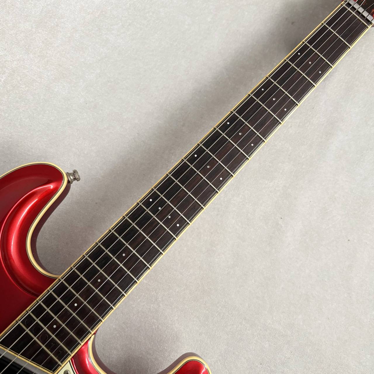 ARIA VM-2001 ~Candy Apple Red~ ≒3.87kg【USED】（中古）【楽器検索デジマート】