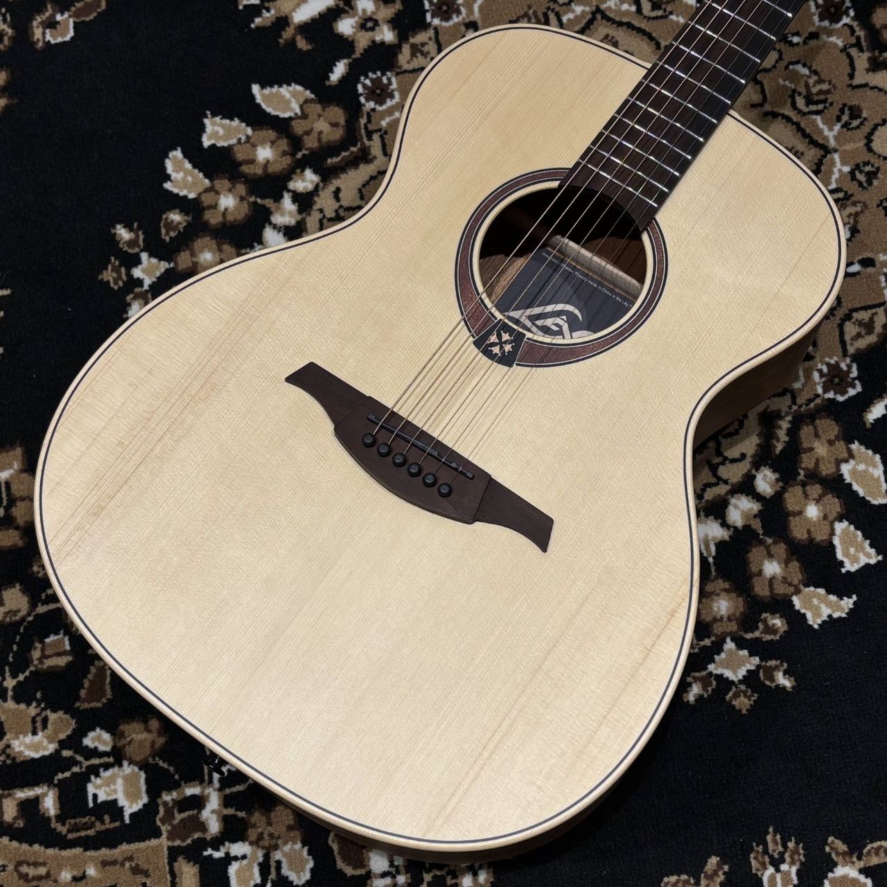 LAG Guitars T70A-NAT AUDITORIUM（新品特価/送料無料）【楽器検索デジマート】