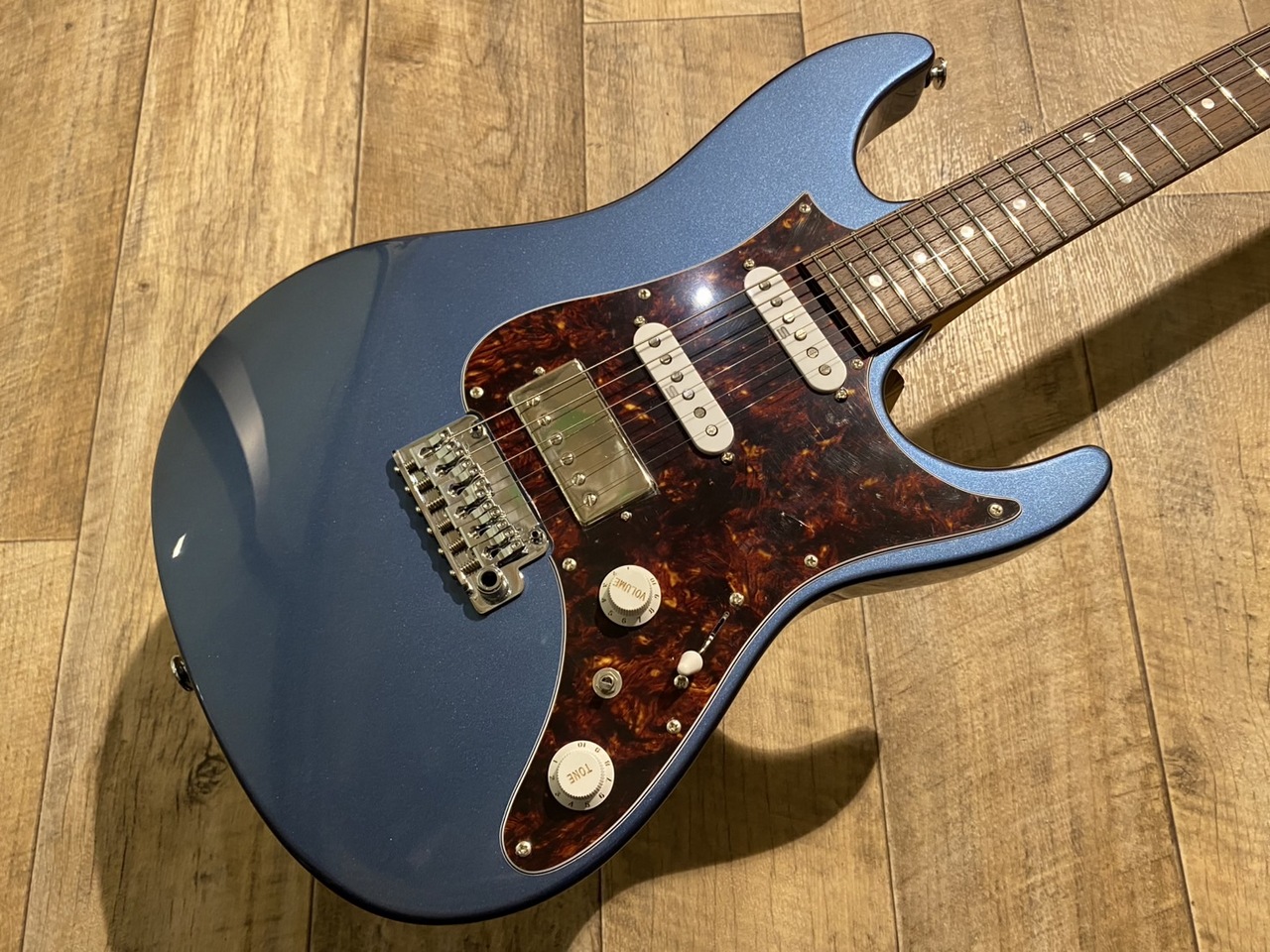 Ibanez AZ2204N（新品/送料無料）【楽器検索デジマート】