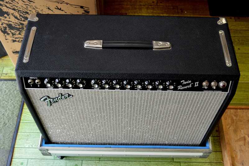 Fender Twin Reverb II w/Tour case（ビンテージ）【楽器検索デジマート】