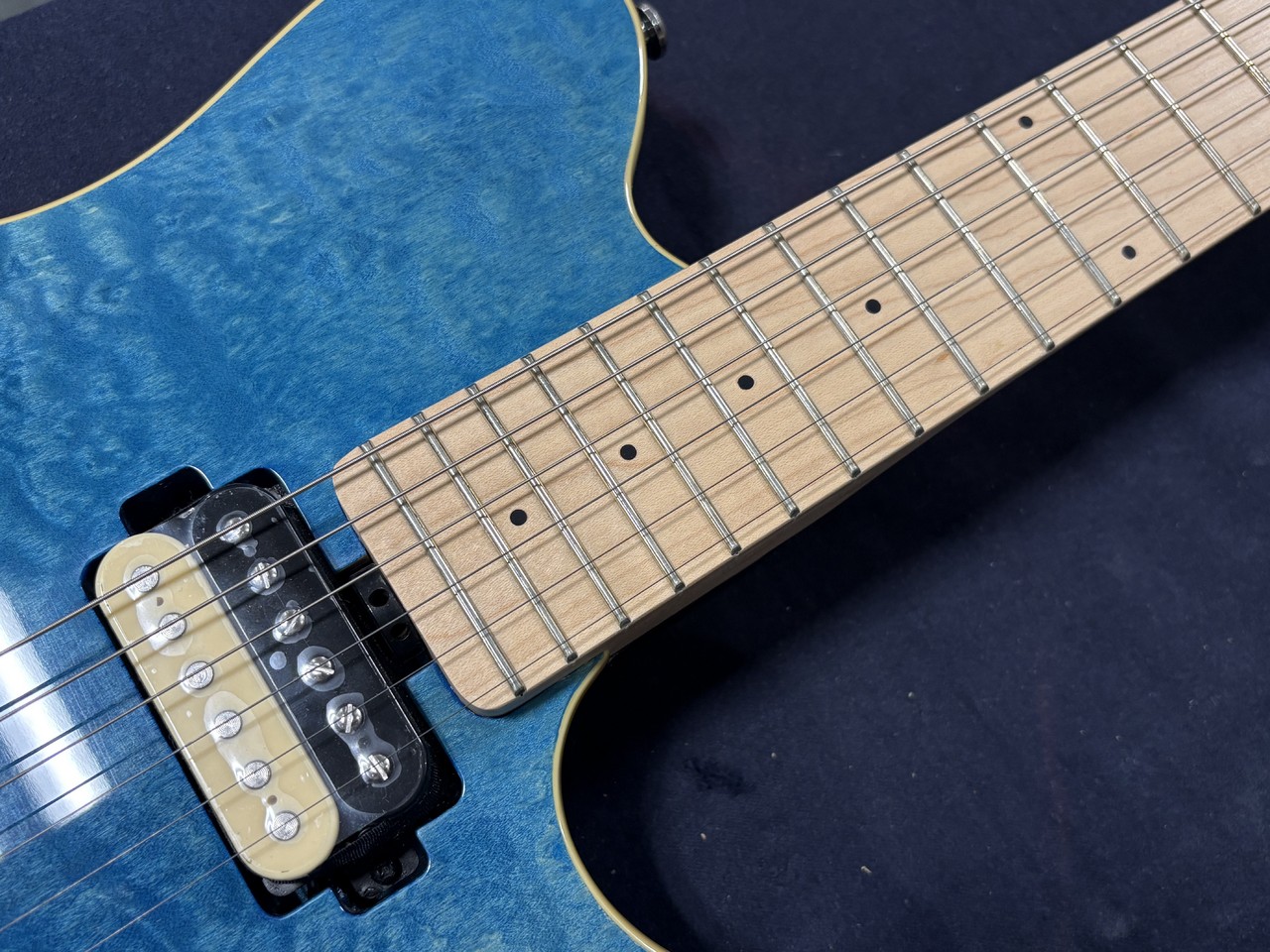 Sterling by MUSIC MAN AX40 TBL M【一台限定新品アウトレット超特価】【送料無料/即納可能】（新品特価/送料無料 ...