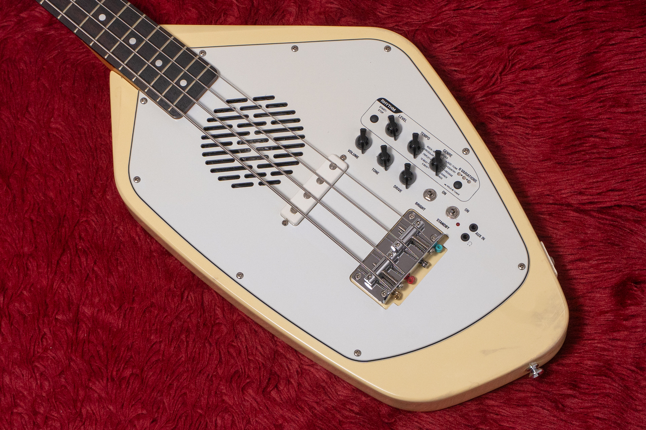 VOX APACHE II Bass White 3.815kg #Y1203883【GIB横浜】（中古/送料無料）【楽器検索デジマート】