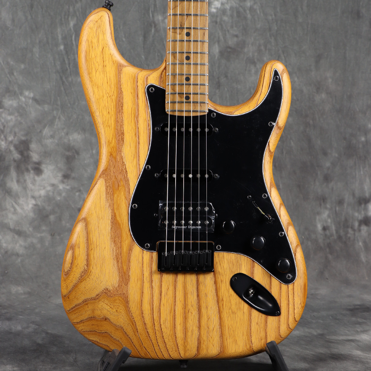 Fender FSR APII Stratocaster HSS HT Roasted Maple Neck Sandblasted Aged ...