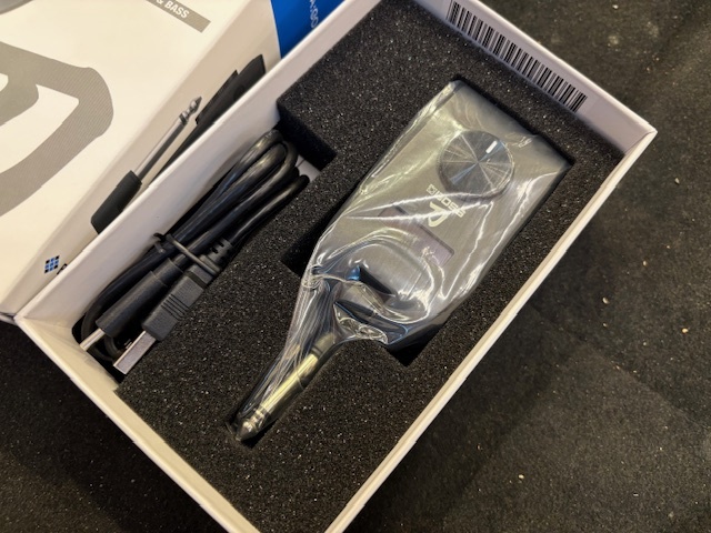 BOSS KATANA:GO Personal Headphone Guitar Amplifier(中古 BOSS KATANA:GO Personal Headphone Guitar Amplifier(中古