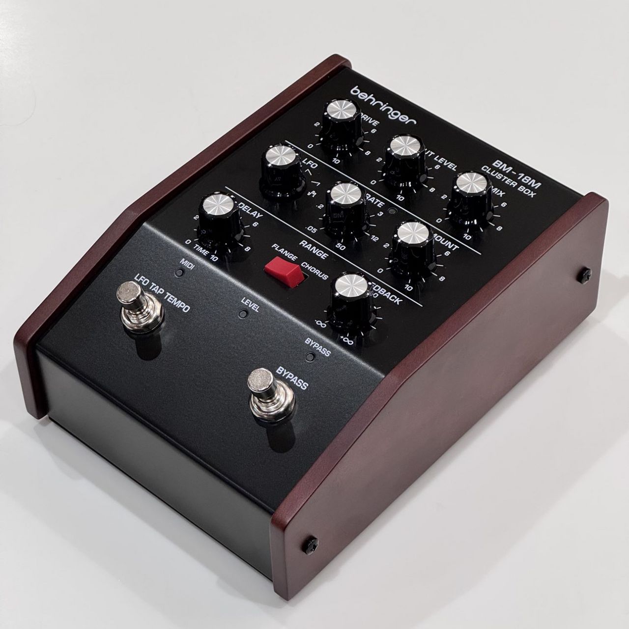 BEHRINGER BM-18M CLUSTER BOX【展示品として開封済み】（新品/送料無料）【楽器検索デジマート】