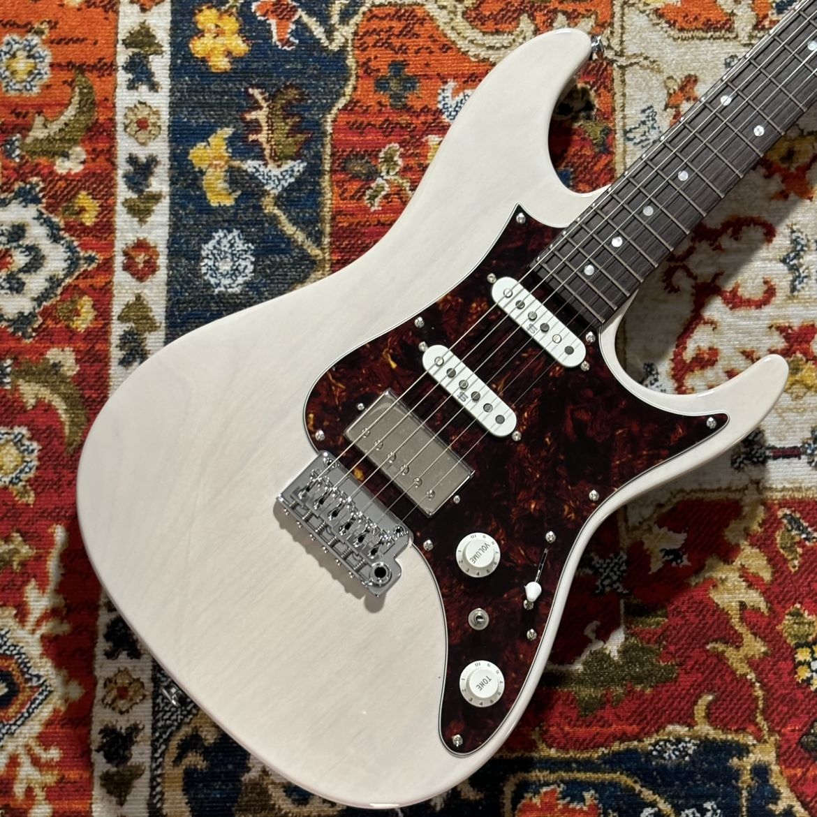Ibanez AZ2204N（新品/送料無料）【楽器検索デジマート】