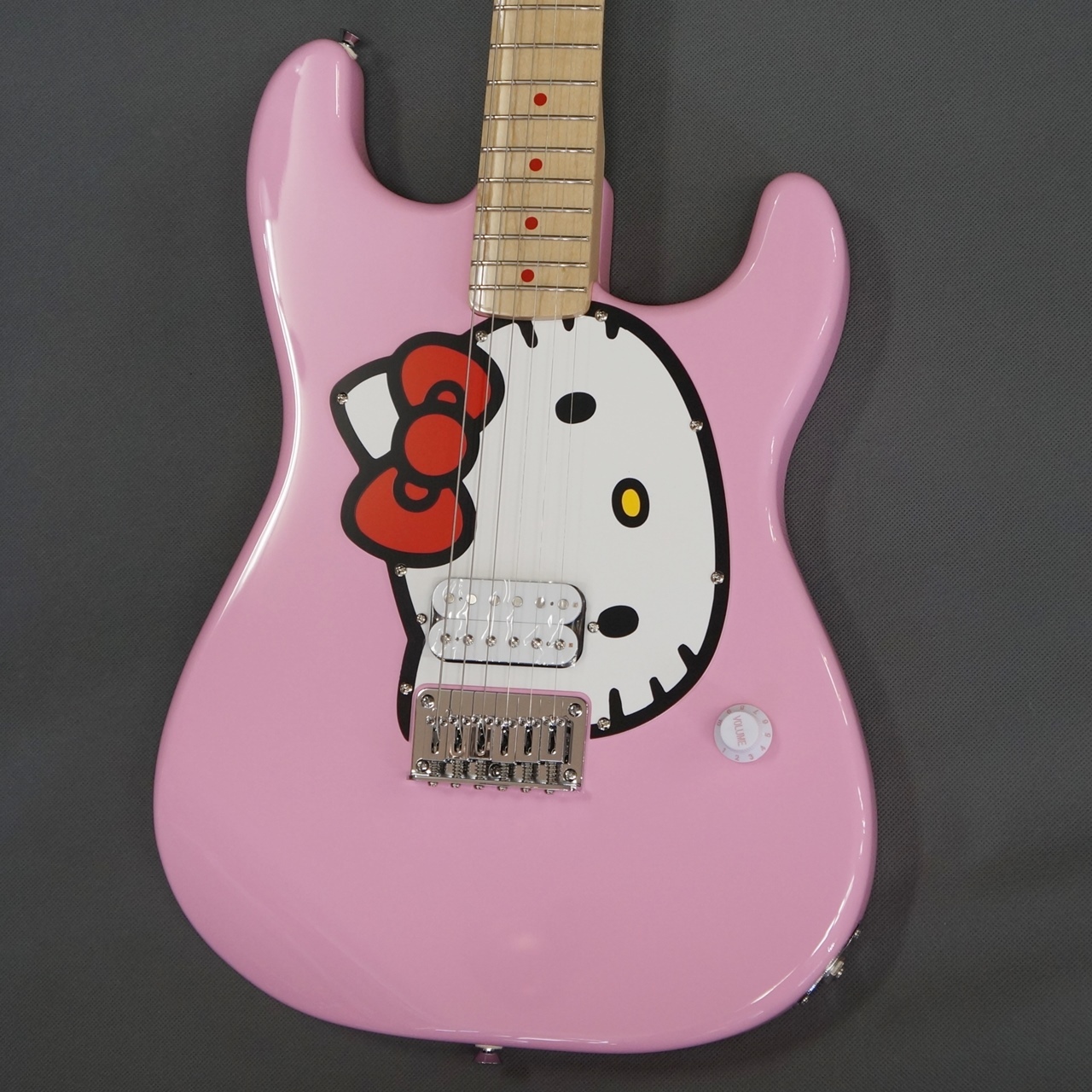 Squier by Fender Limited Edition Hello Kitty® Stratocaster（新品）【楽器検索デジマート】