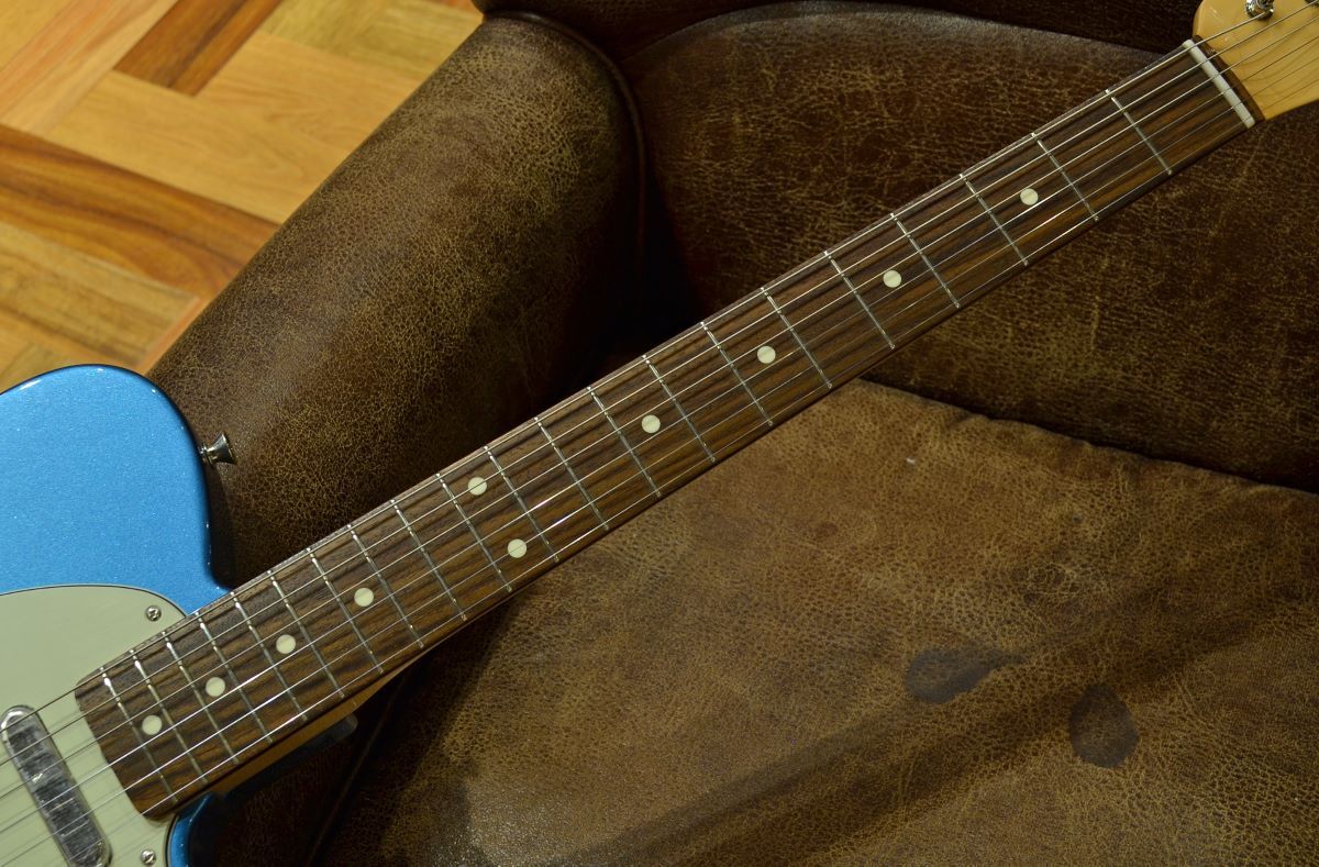 Fender Made in Japan Traditional 60s Telecaster Rosewood Fingerboard Lake Placid Blue 重量3.21kg ...