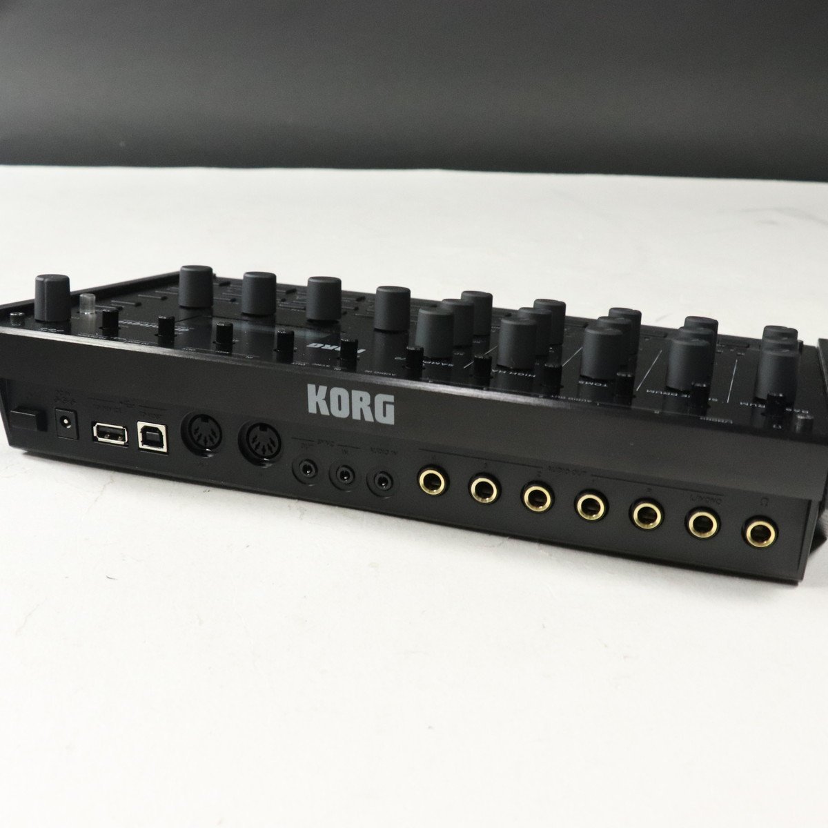 KORG drumlogue Hybrid Drum Machine 【梅田店】（中古/送料無料）【楽器検索デジマート】