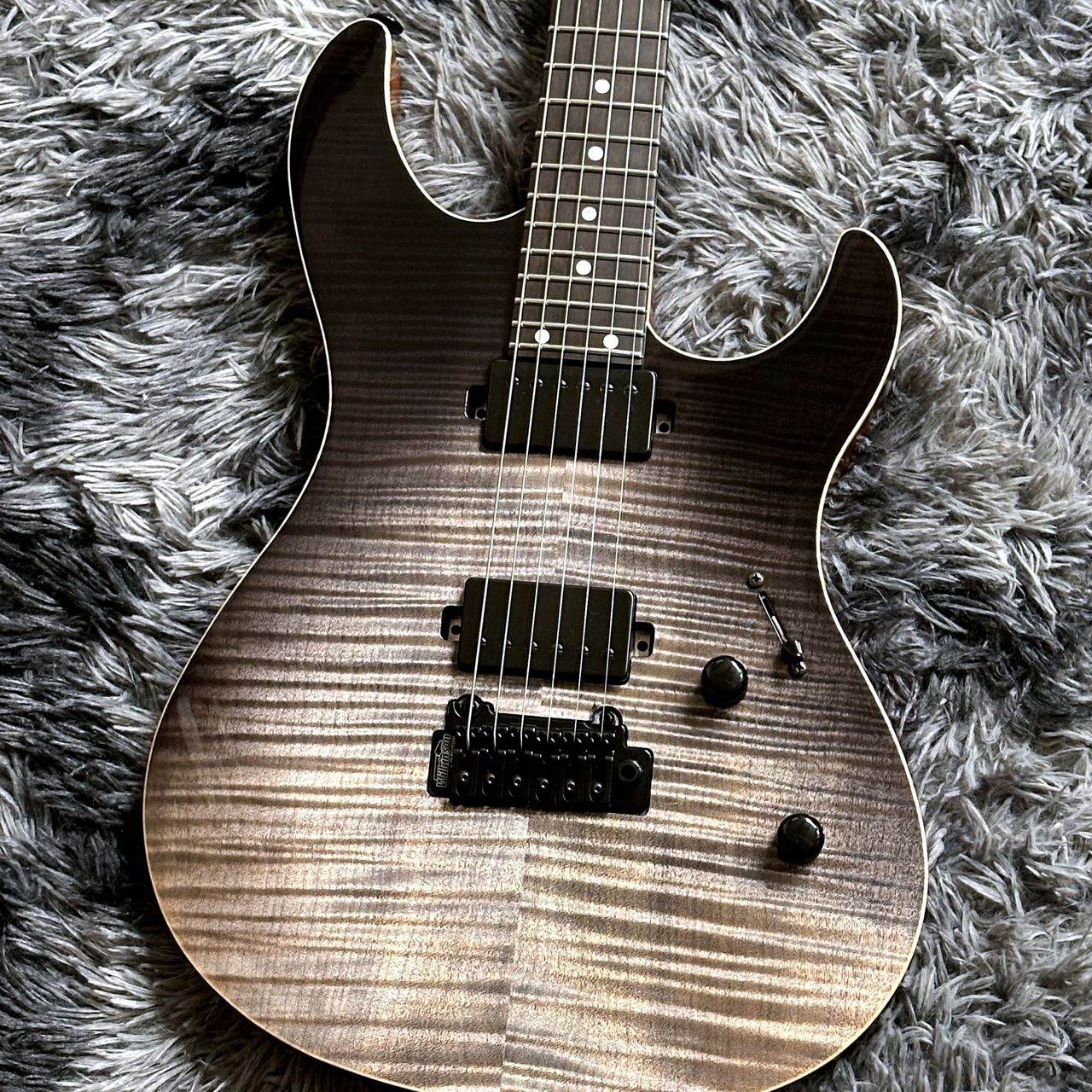 Black Smoker Futura-S HH Stem Wave Black 4A Flame Maple Top,Fiji ...