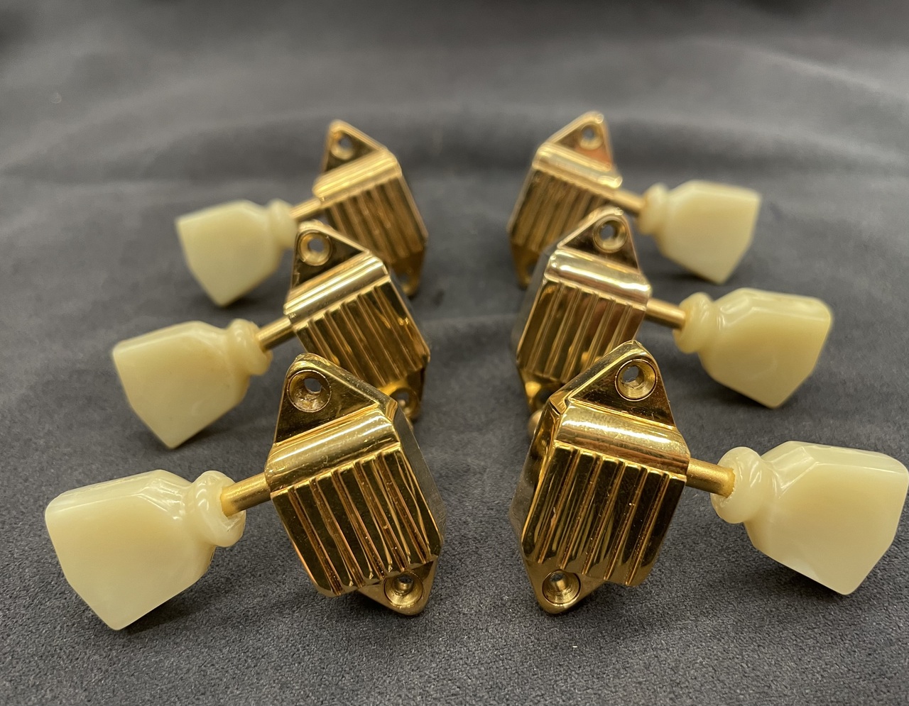 Kluson 【Dead Stock 】VX 501 Waffle Back Gold Keystone Tuner Set 1960's ...