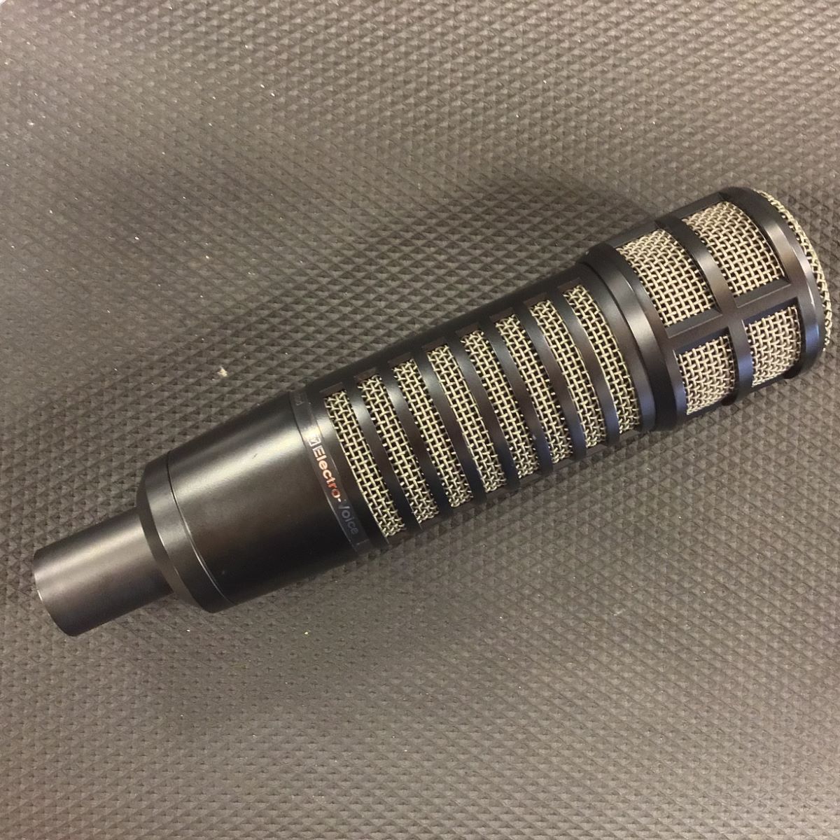 ElectroVoice (EV) RE320（新品特価/送料無料）【楽器検索デジマート】