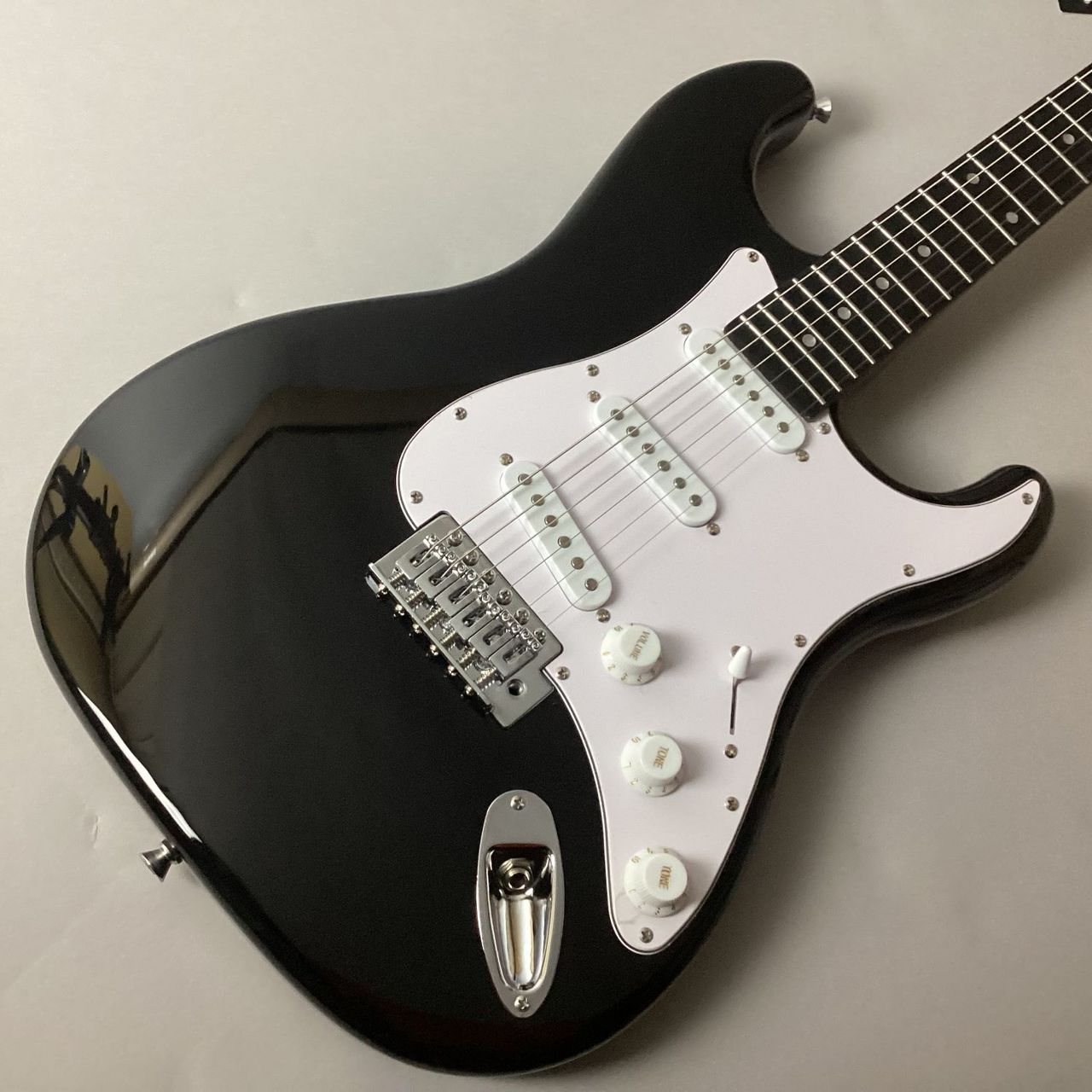 BUSKER'S BST-Standard BLK ストラトキャスタータイプ ローステッドメイプルネック ブラック（新品/送料無料）【楽器検索デジマート】