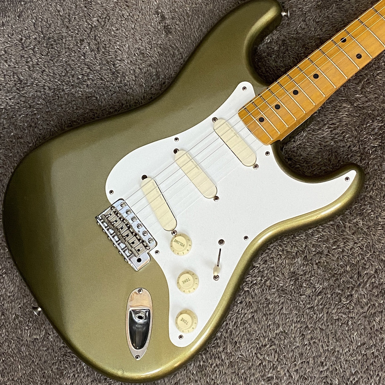 Fender Japan ST54-85LS Shoreline Gold【尾張小牧店】（中古/送料無料）【楽器検索デジマート】