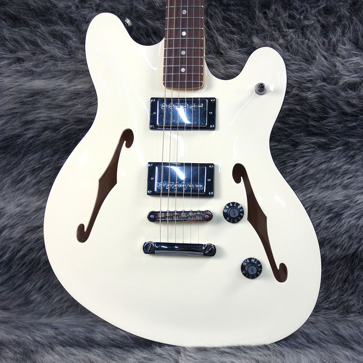 Squier by Fender Affinity Series Starcaster Deluxe Olympic White（新品/送料 ...