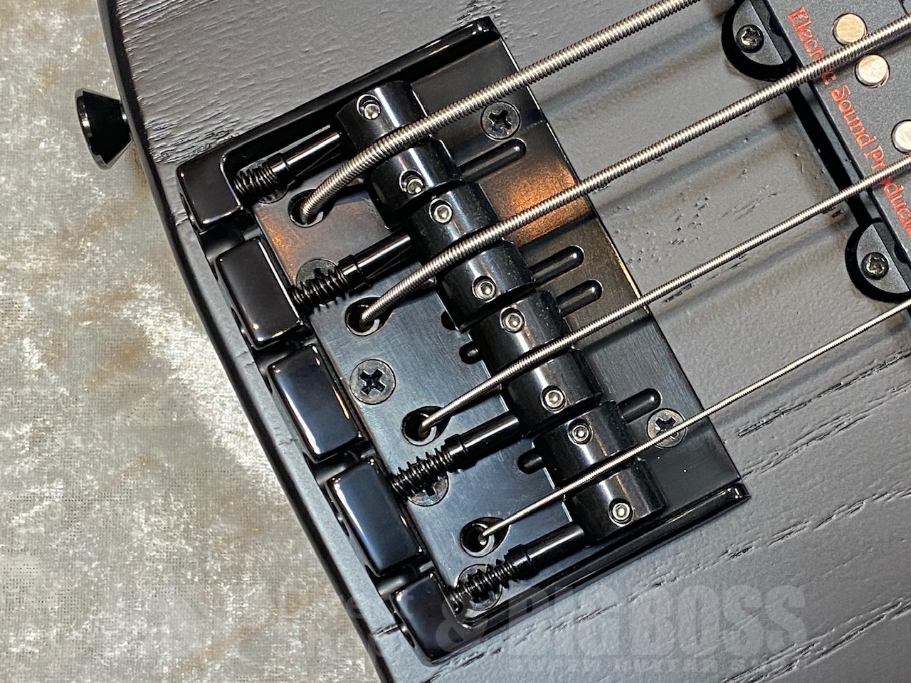 EDWARDS E-BOTTOM BUMP 【Alternative Black】（新品/送料無料）【楽器検索デジマート】
