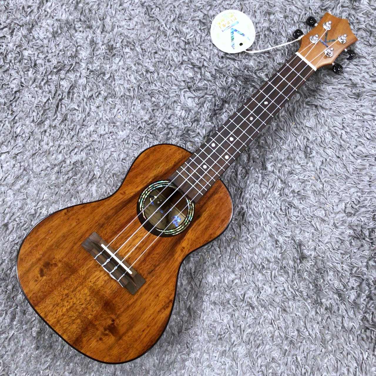 KUMU Concert Tuxedo CM54A 【コンサート・サイズ】（新品/送料無料）【楽器検索デジマート】