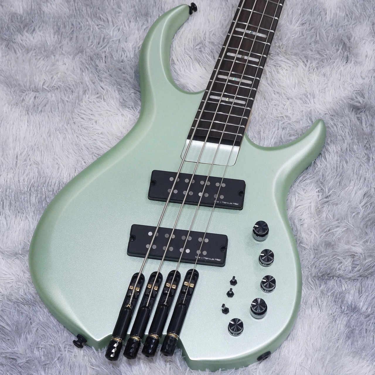 Sire Marcus Miller M6 4-String Headless / SGM.S(Surf Green Metallic ...