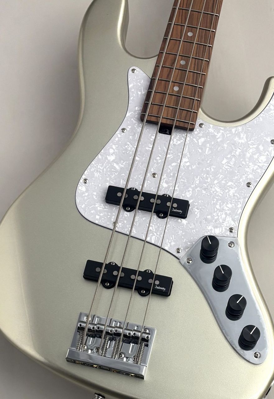 Sadowsky Metro Express MX21 VJ4 MR -Champagne Metallic- 【NEW】（新品/送料無料）【楽器検索デジマート】