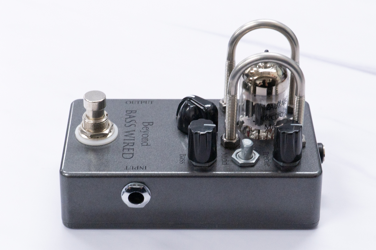 Beyond Tube Preamp Bass Wired Blue LED #BW00115【GIB横浜】（中古/送料無料）【楽器検索デジマート】